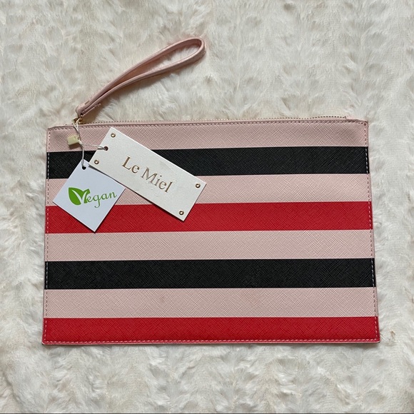 Le Miel | Bags | Nwt Vegan Leather Envelope Zipper Clutch | Poshmark